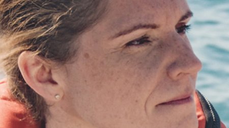 Delphine, rescatadora marítima | BIODERMA Perú